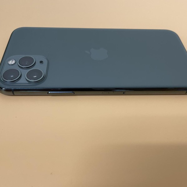 Apple iPhone 11 Pro - Unlocked, 64GB, Green, A2160 - LWEE26177 - Swappa