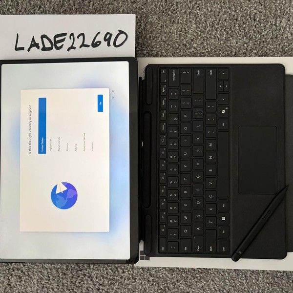 Microsoft Surface Pro 11 - 512GB, Black, 16GB, Snapdragon X Plus ...