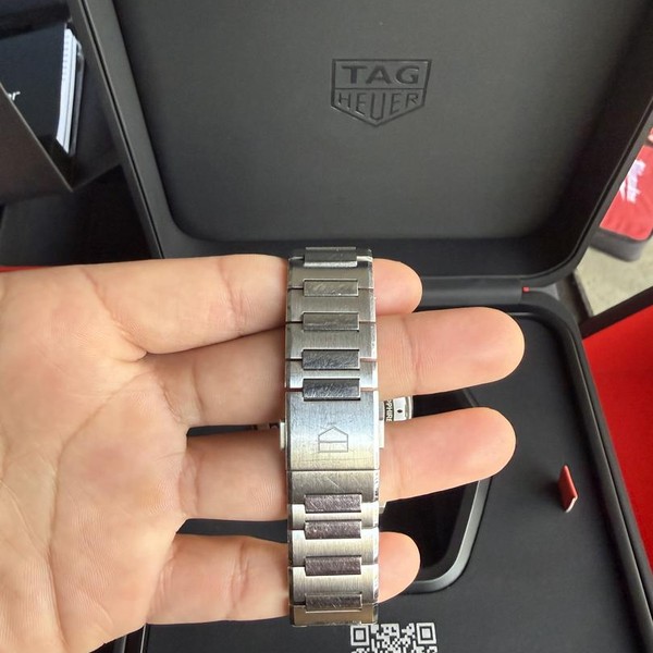Tag Heuer Connected - Black, 4GB - LABB89797 - Swappa