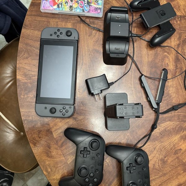 Nintendo Switch - 32GB, Grey - LAGY72061 - Swappa