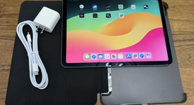 Apple iPad Air 4th Gen - Unlocked, Gray, 64GB, A2324 - LYHX57659 - Swappa