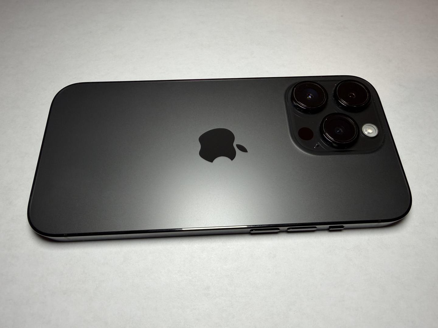 Apple iPhone 14 Pro - Spectrum, Black, 128GB, A2650 - LAAF26092 - Swappa