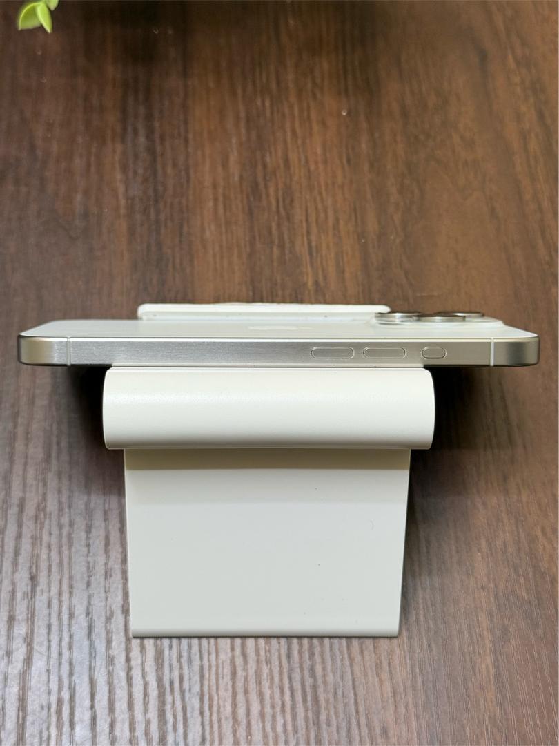 Apple iPhone 15 Pro - Unlocked, White, 128GB, A2848 - LAAJ97381 - Swappa