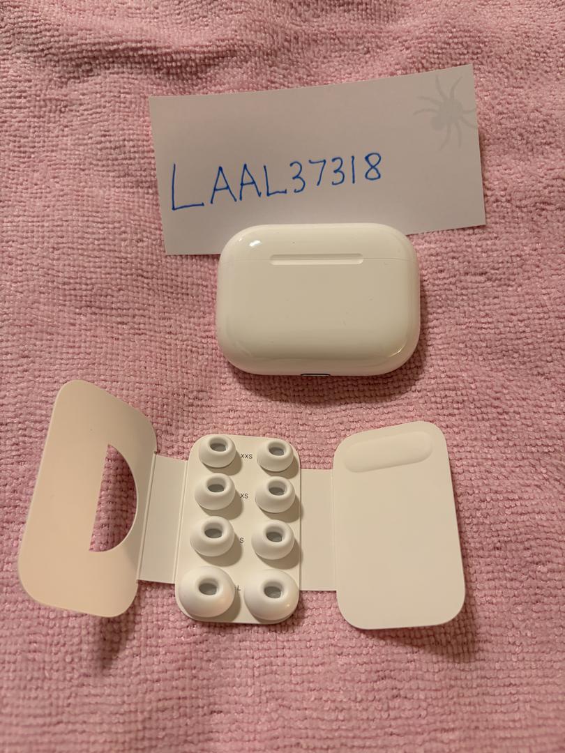 Apple AirPods Pro 3 - LAAL37318 - Swappa