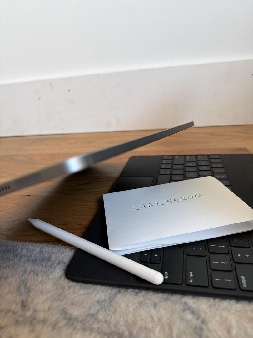 Apple iPad Pro 12.9" 6th Gen 2022 - Unlocked, Gray, 128GB - LAAL54200 ...