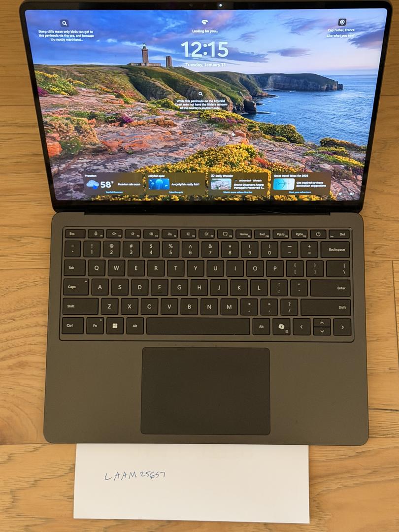 Microsoft Surface Laptop 7 - Black, 1TB, 64GB, 13.8" - LAAM25657 - Swappa