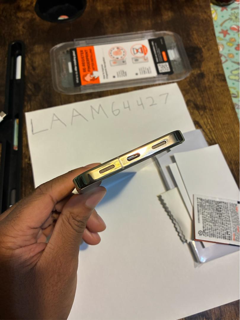 Google Pixel 10 Pro XL - Unlocked, Jade, 256GB, GUL82 - LAAM64427 - Swappa