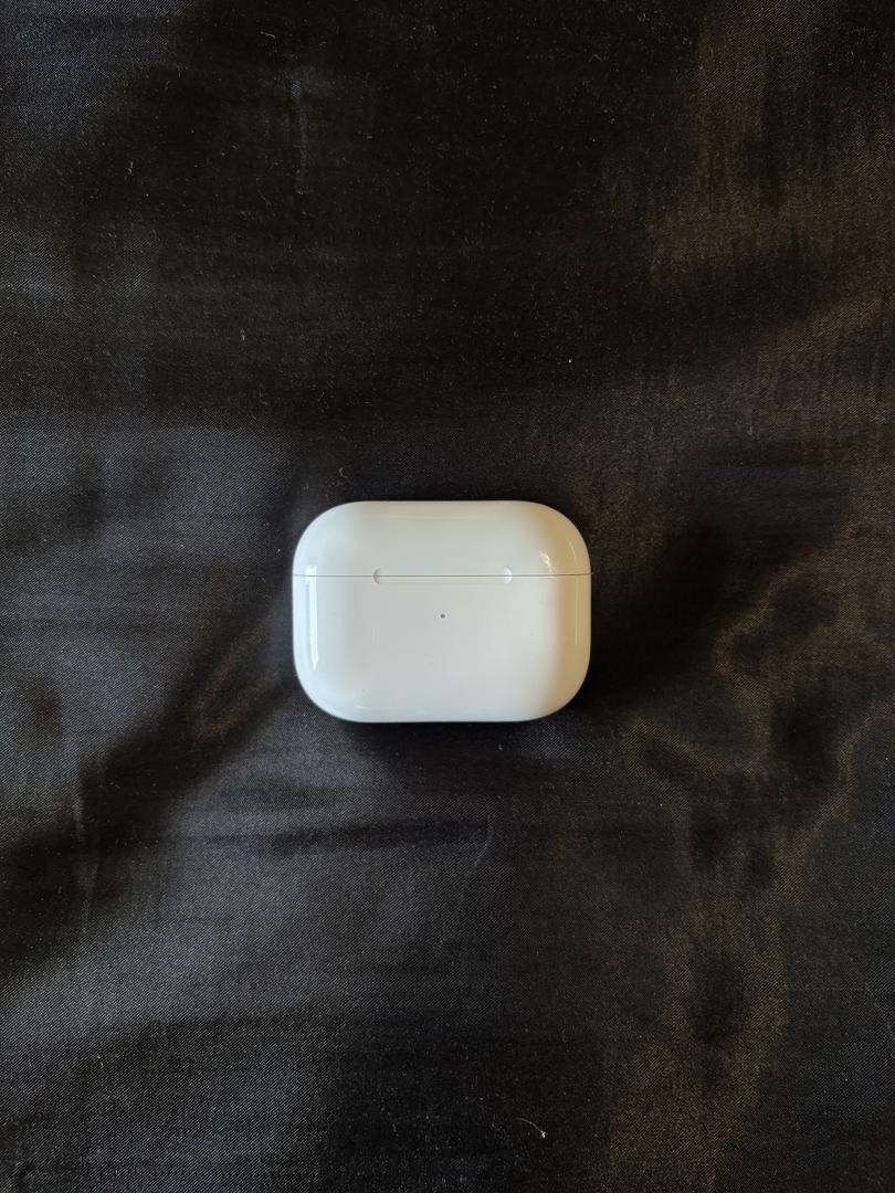 Apple AirPods Pro 2 - Lightning - LAAM67055 - Swappa