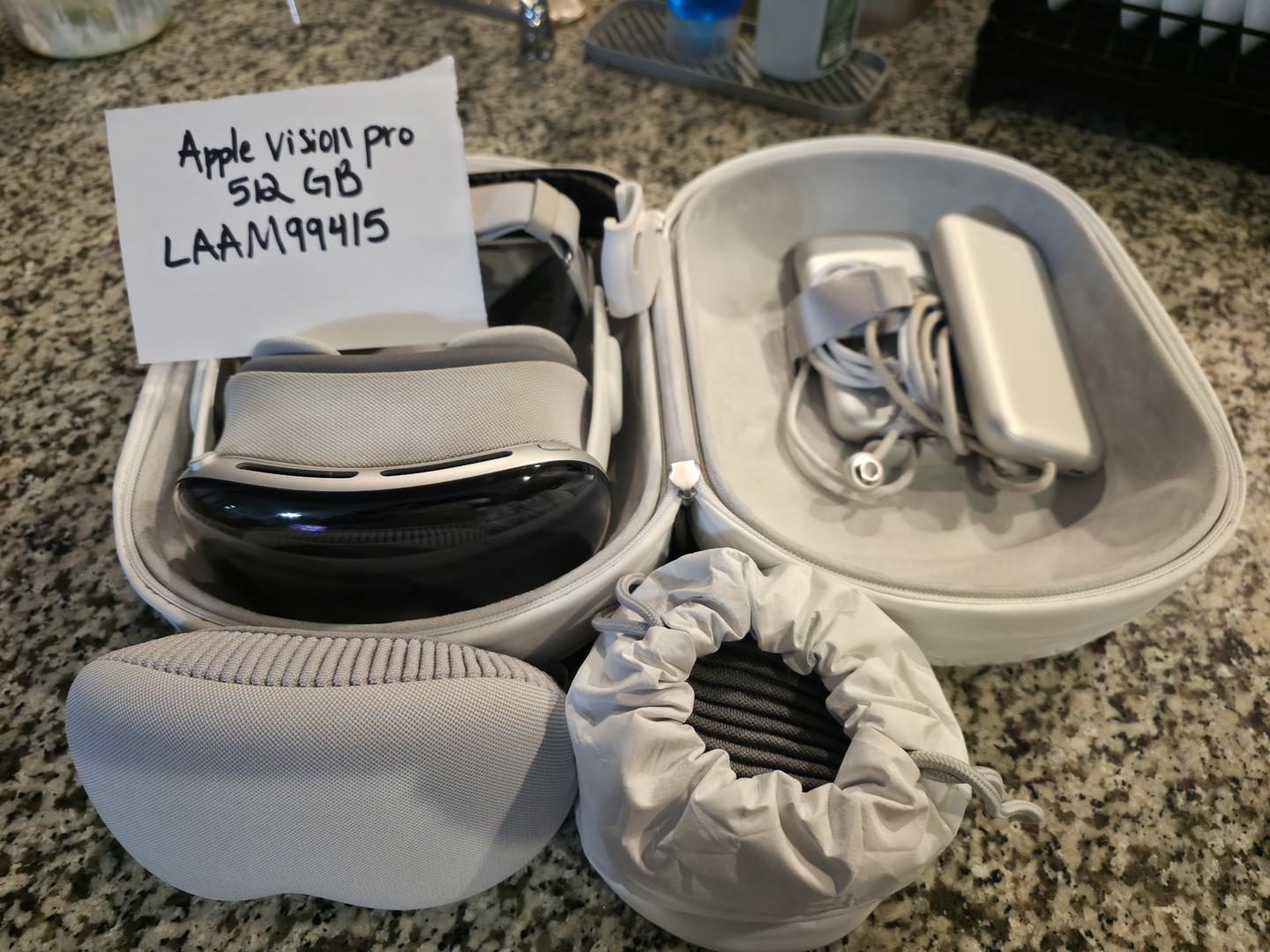 Apple Vision Pro - 512GB - LAAM99415 - Swappa