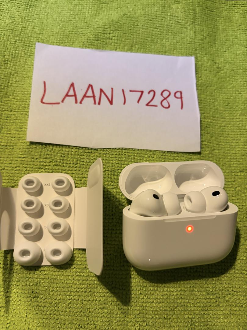 Apple AirPods Pro 3 - LAAN17289 - Swappa