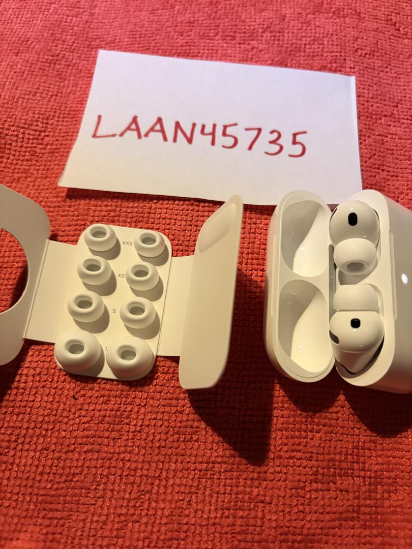 Apple AirPods Pro 3 - LAAN45735 - Swappa