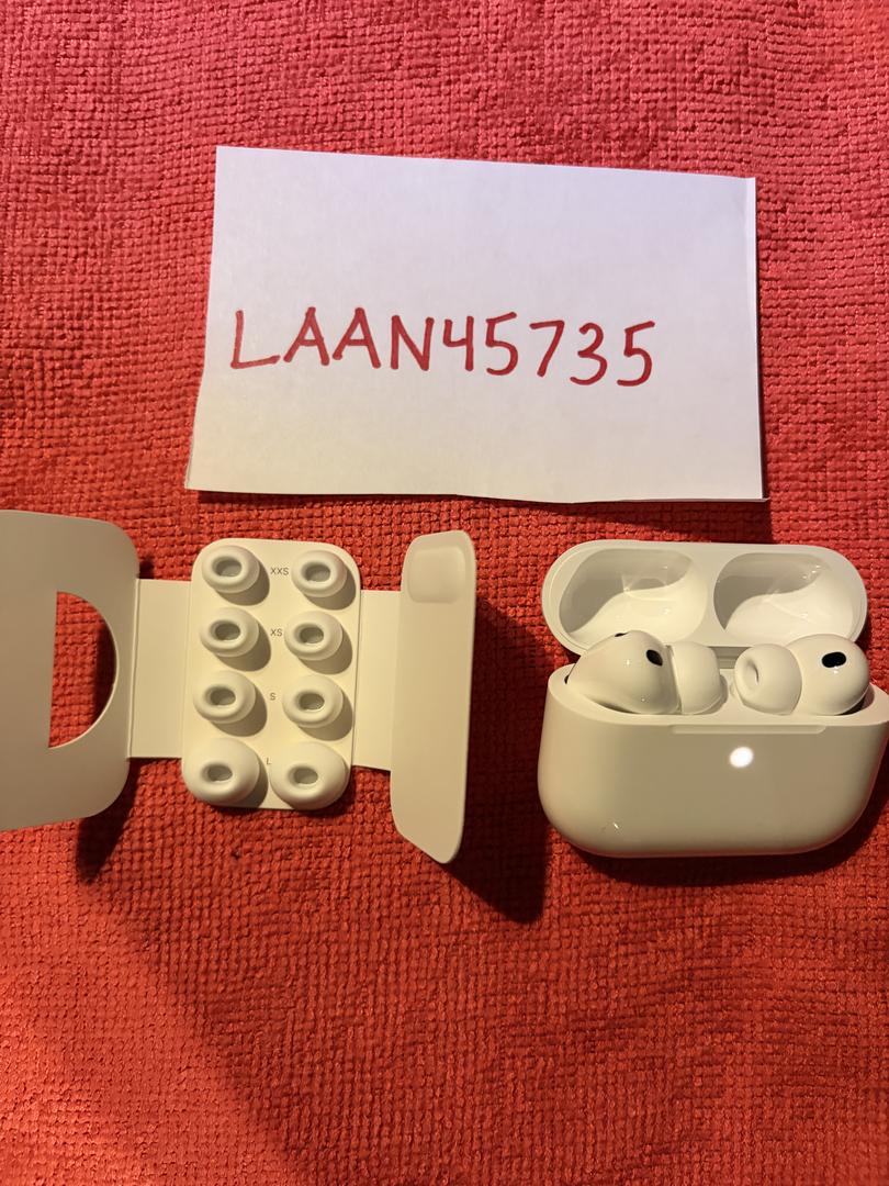 Apple AirPods Pro 3 - LAAN45735 - Swappa