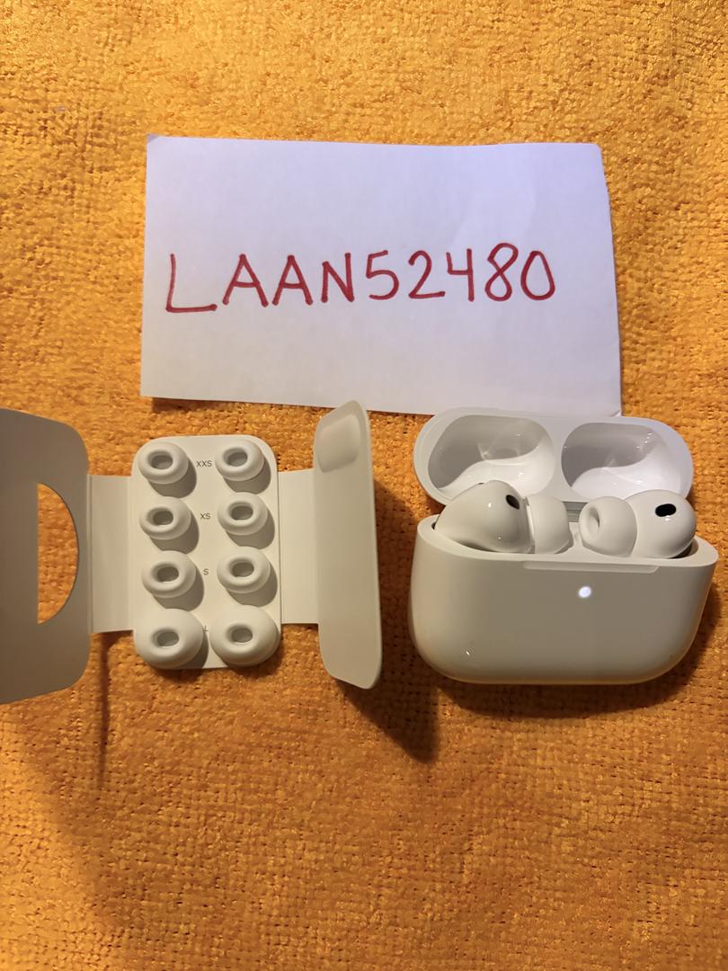 Apple AirPods Pro 3 - LAAN52480 - Swappa