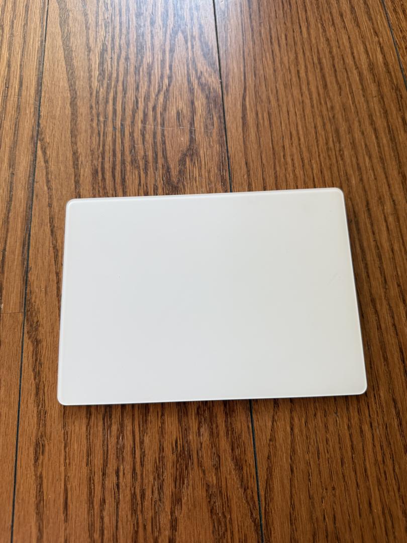 Apple Magic Trackpad - White - LAAO48980 - Swappa