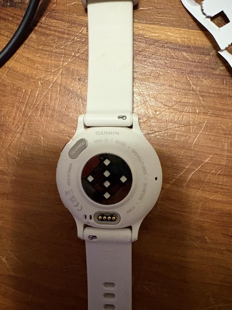 Garmin Venu 3S - Ivory - LAAP77488 - Swappa