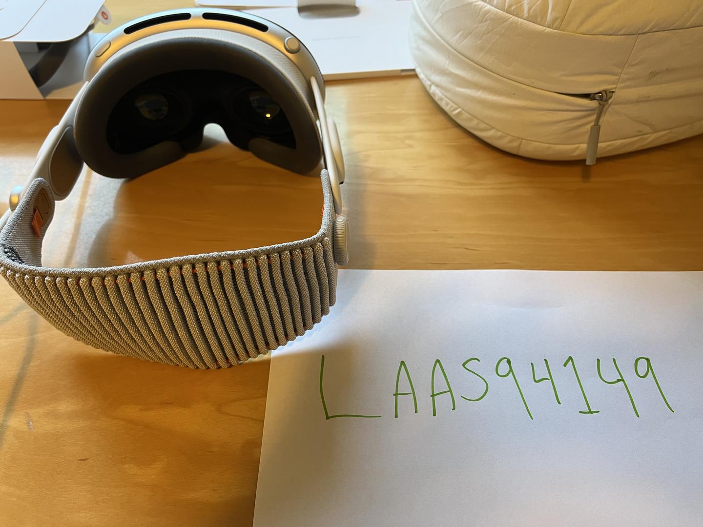 Apple Vision Pro - 512GB - LAAS94149 - Swappa