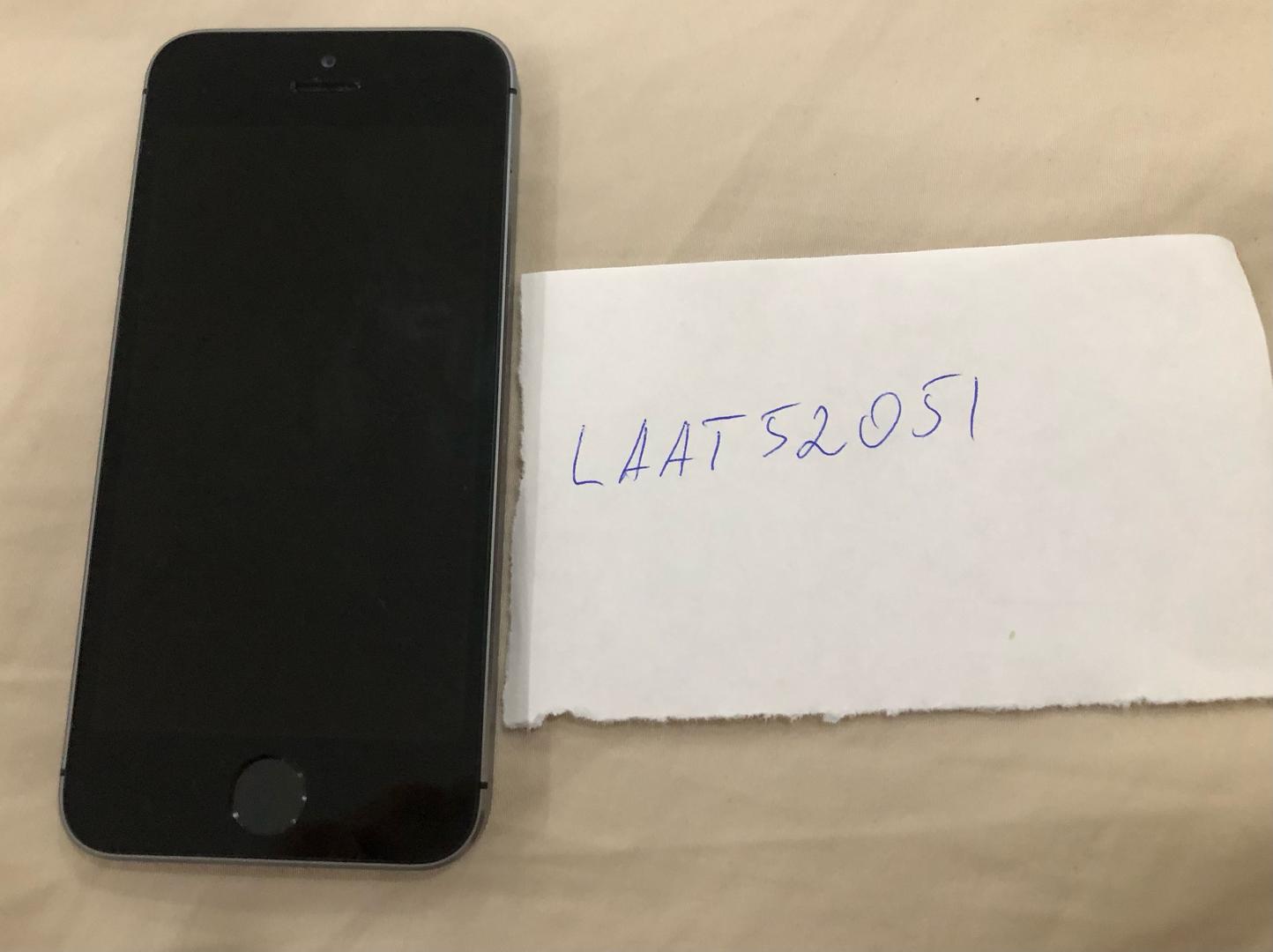 Apple iPhone 5S - Unlocked, Gray, 16GB, A1533, GSM - LAAT52051 - Swappa