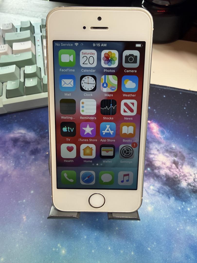 Apple iPhone 5S - Unlocked, 16GB, Silver, A1453 - LAGO32489 - Swappa