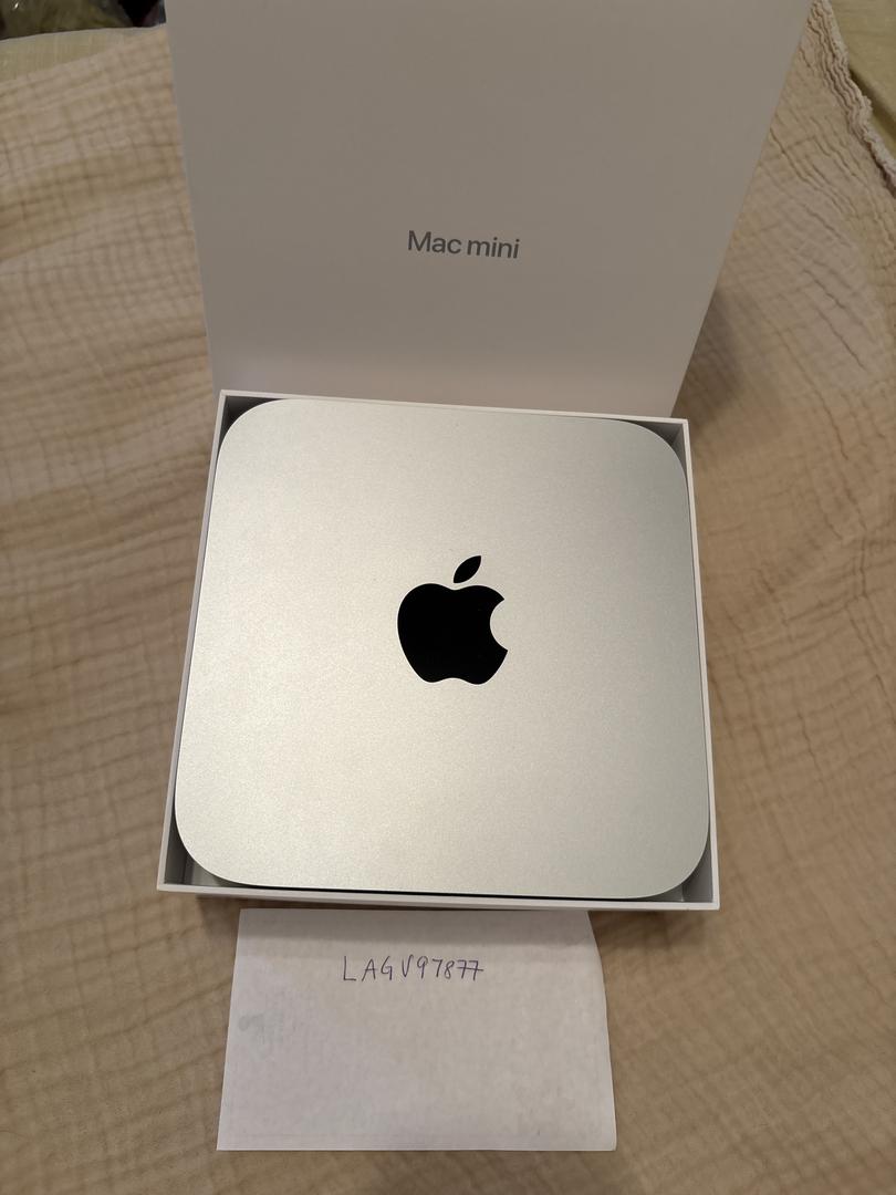 Mac mini 2020 - 256GB, Silver, 8GB, Apple M1 - LAGV97877 - Swappa