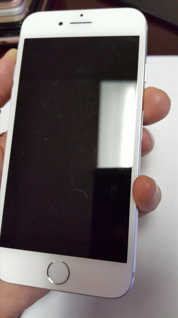 Apple iPhone 7 (T-Mobile) [A1778] - Silver, 128 GB - LRLV70130 - Swappa