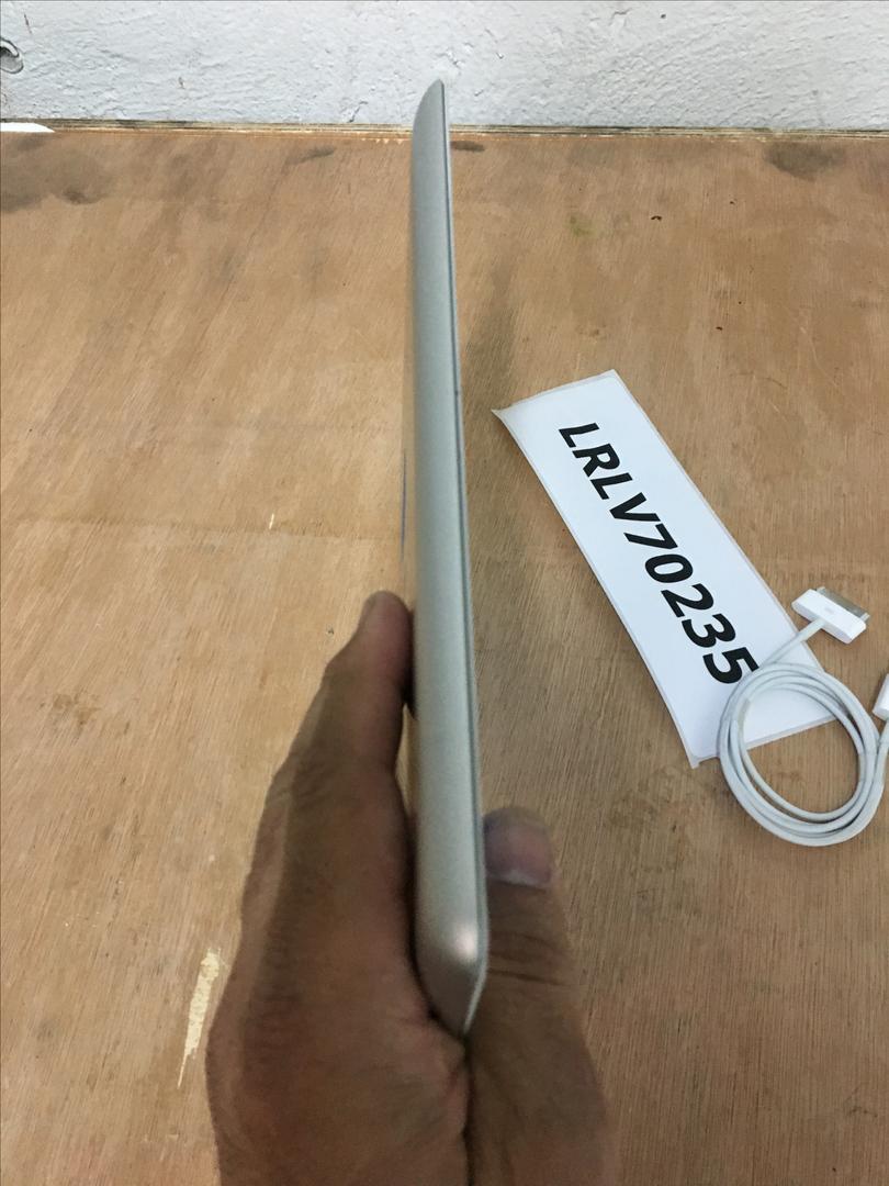 Apple iPad 2 - Verizon, White, 64GB, A1397 - LRLV70235 - Swappa