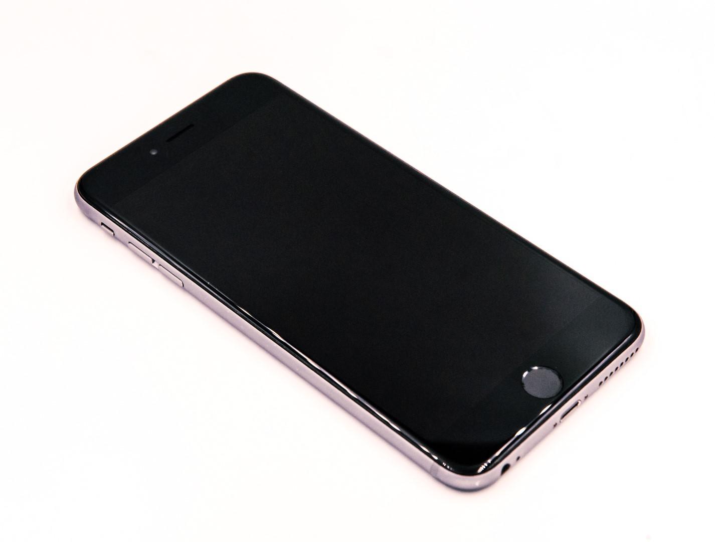 Apple iPhone 6 Plus - Unlocked, Gray, 16GB, A1522 - LRLV82270 - Swappa