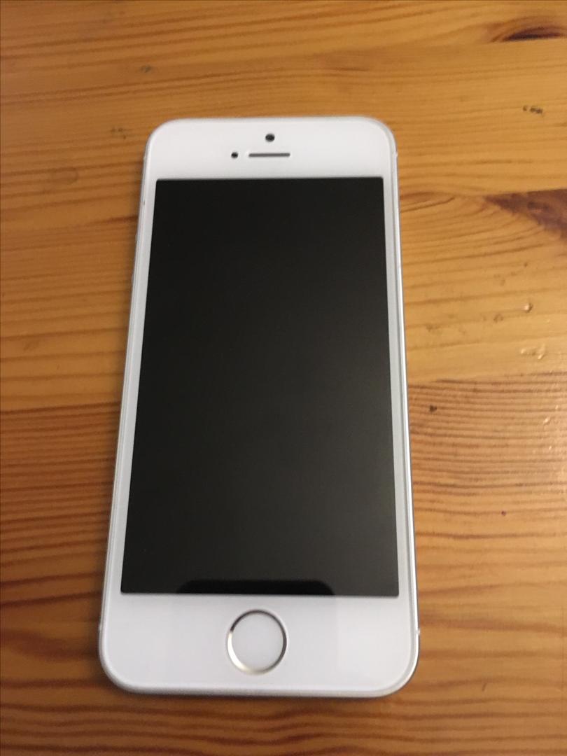 Apple iPhone SE 1st Gen 2016 - TracFone, Silver, 32GB, A1662 ...