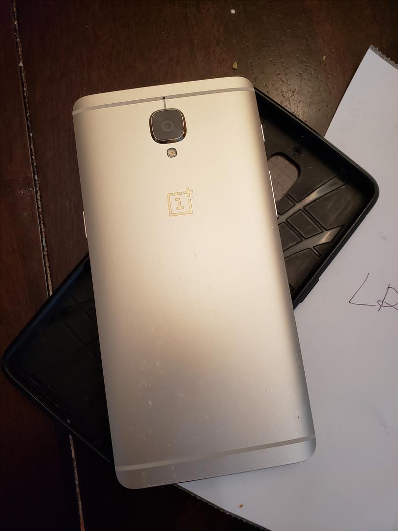 OnePlus 3T - Unlocked, Gold, 64GB, 6GB, A3000 - LRMS51157 - Swappa