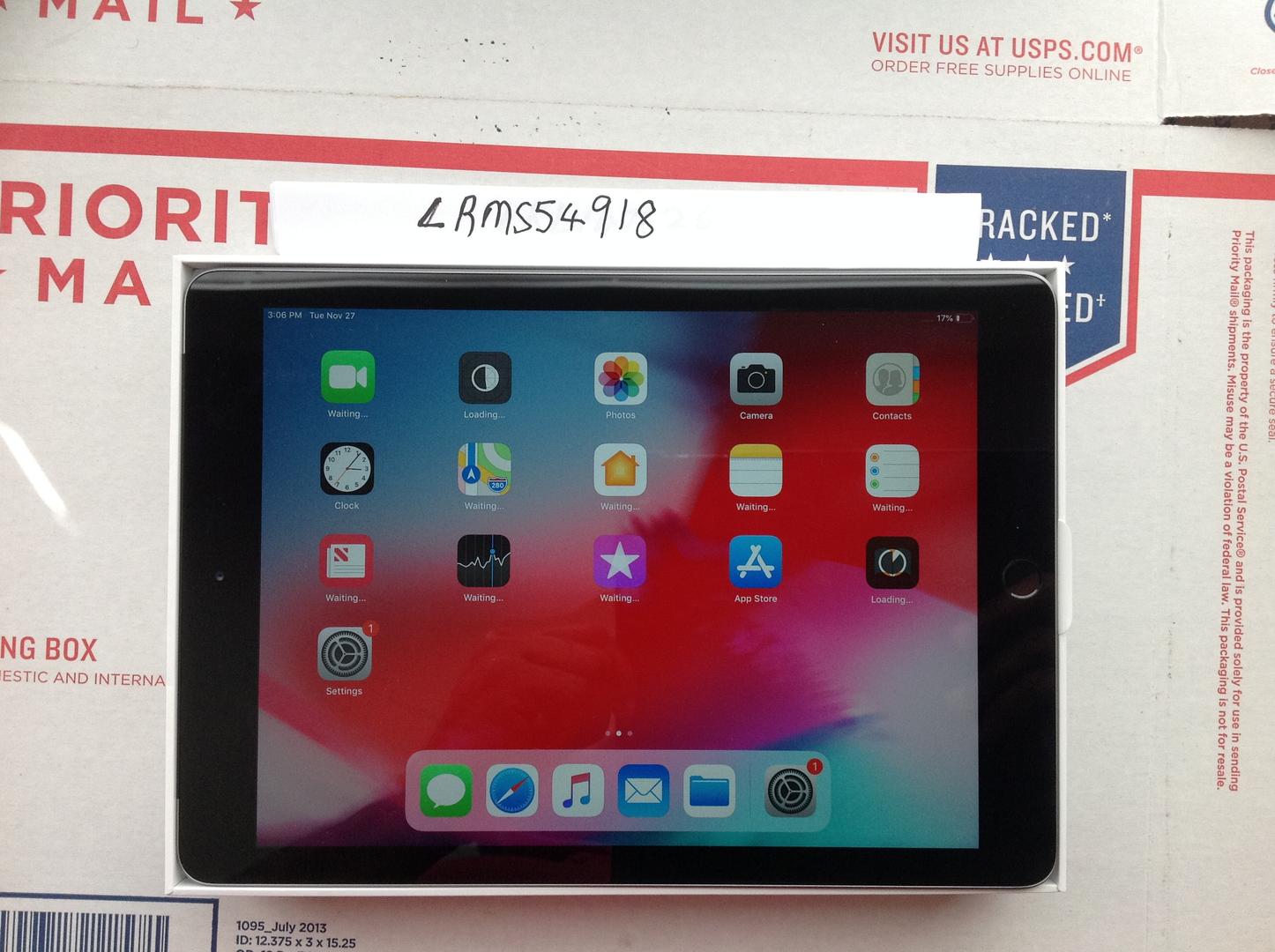 Apple iPad 6th Gen - Verizon, Gray, 32GB, A1954 - LRMS54918 - Swappa