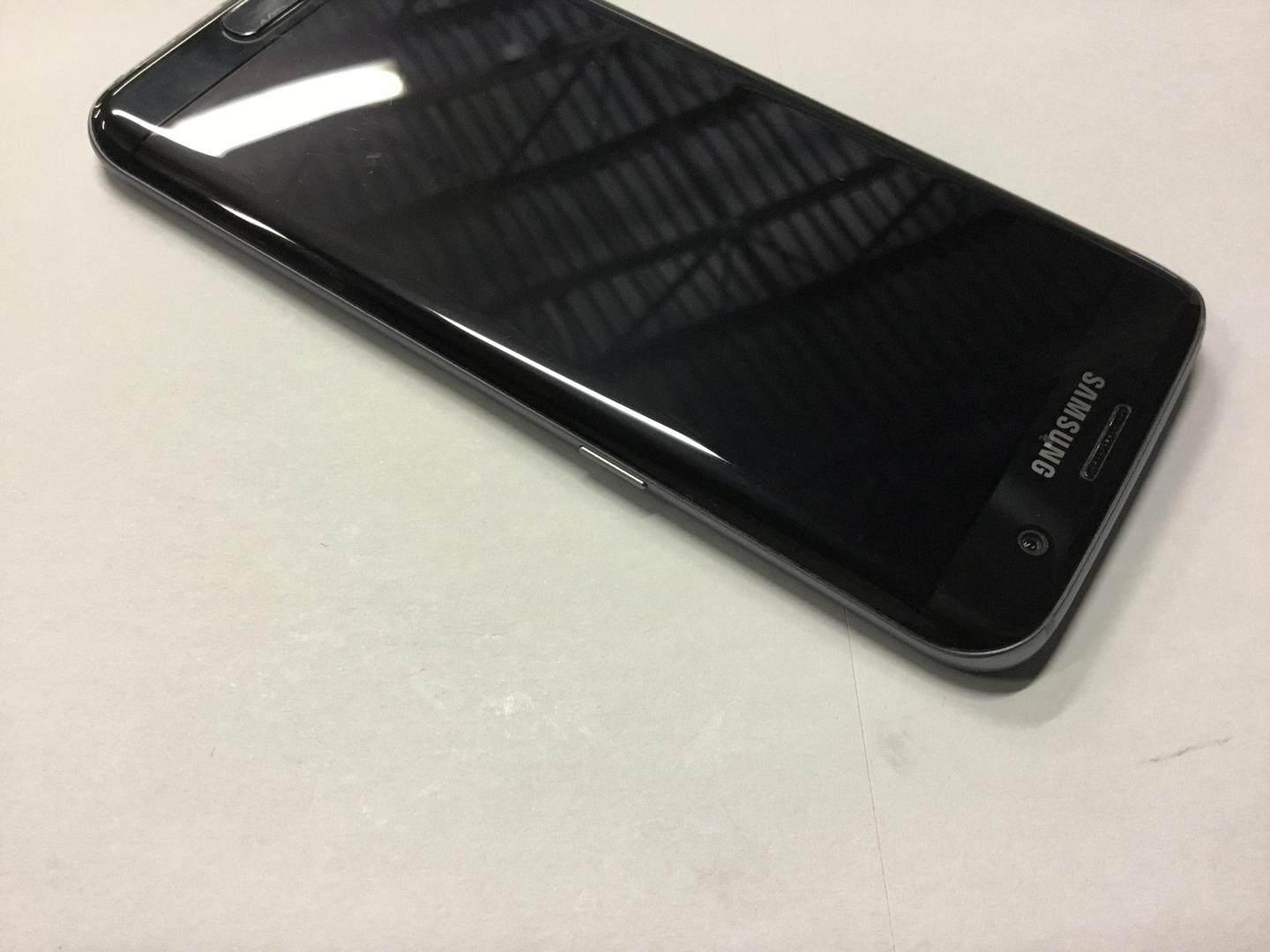 Samsung Galaxy S7 Edge - AT&T, Black, 32GB, SM-G935A - LRNC01971 - Swappa