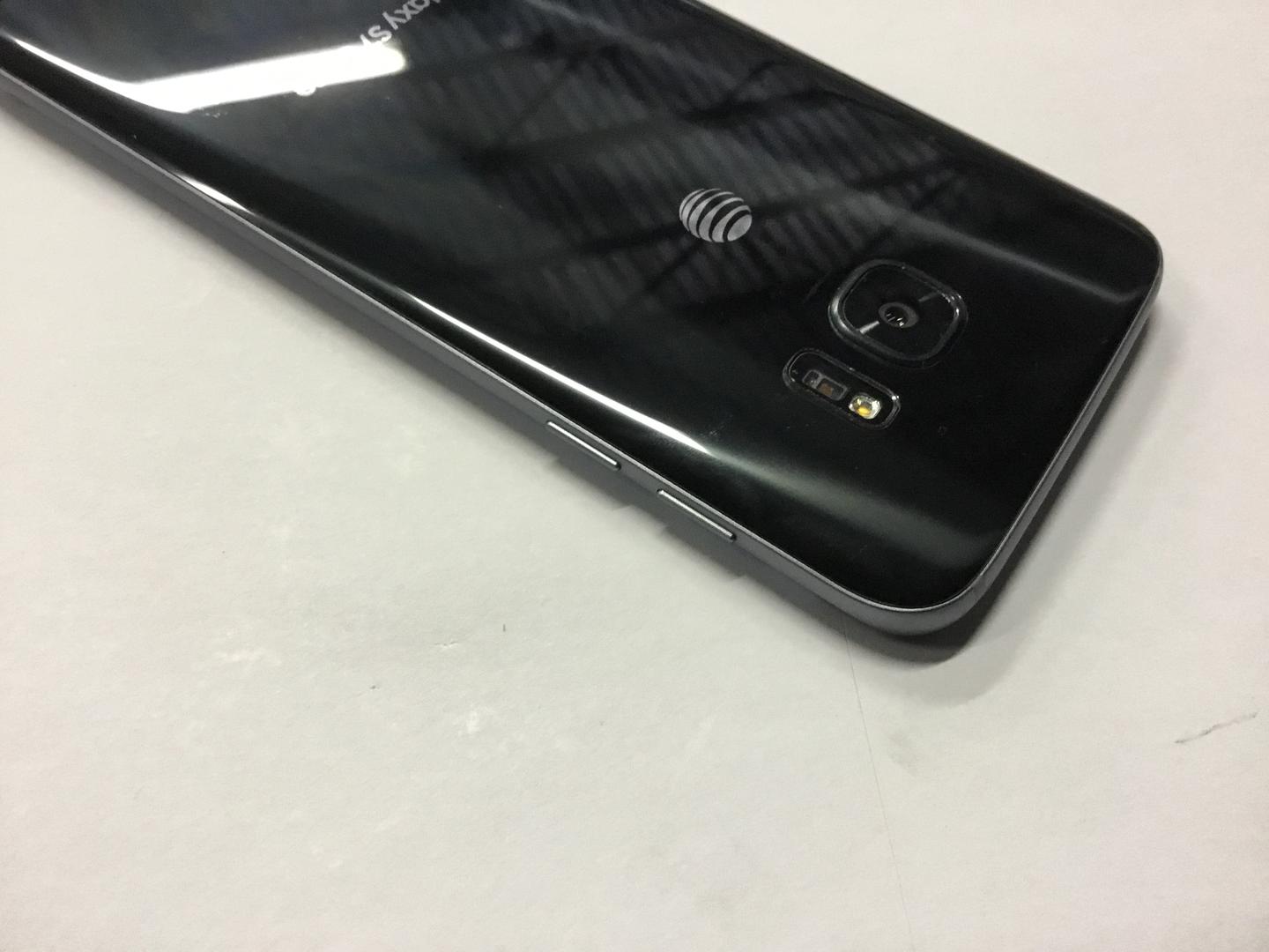 Samsung Galaxy S7 Edge - AT&T, Black, 32GB, SM-G935A - LRNC01971 - Swappa