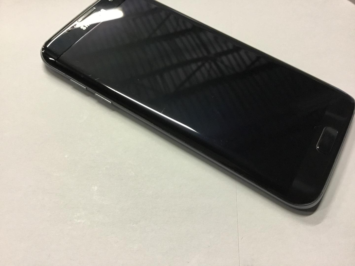 Samsung Galaxy S7 Edge - AT&T, Black, 32GB, SM-G935A - LRNC01971 - Swappa