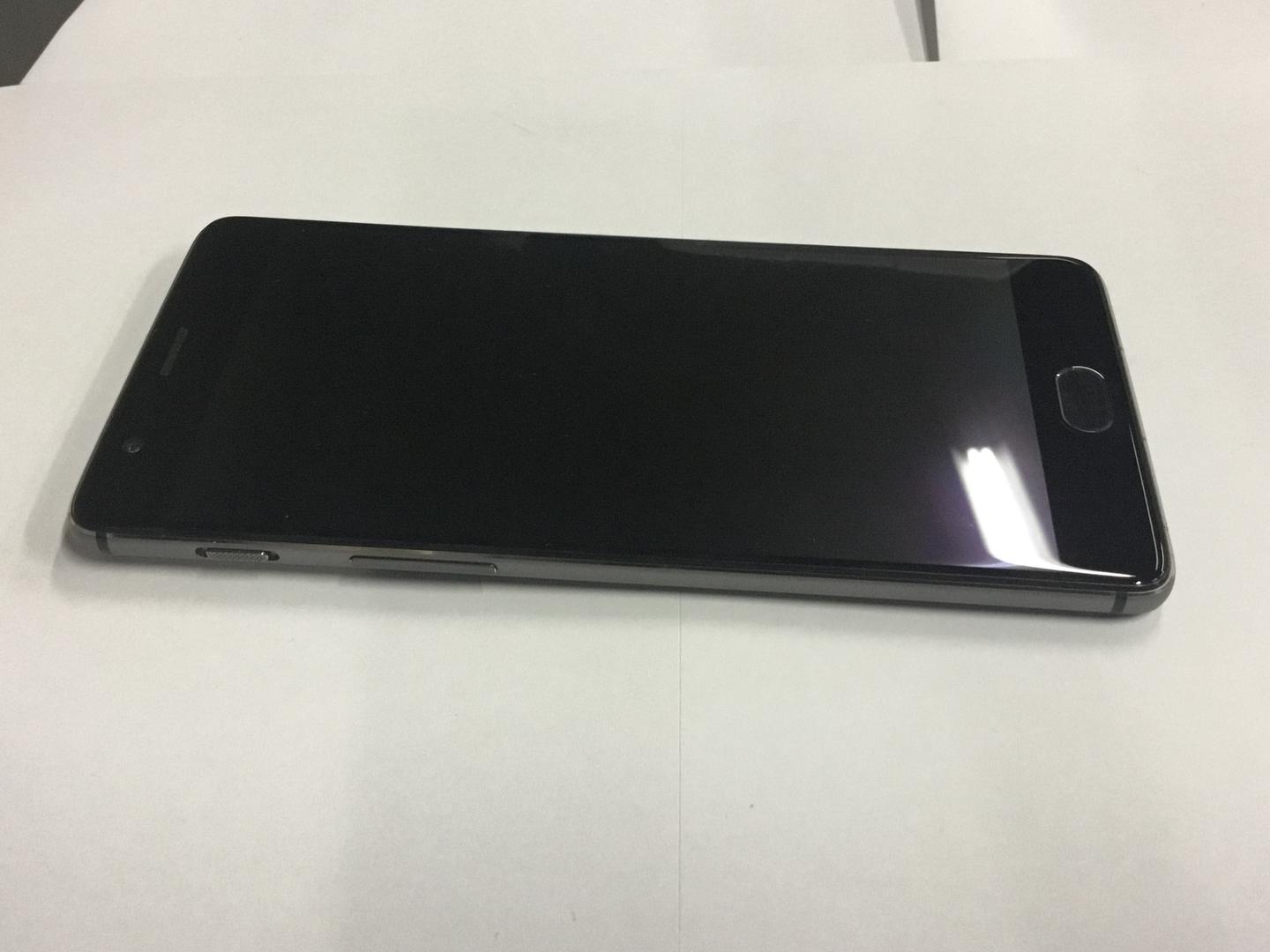 OnePlus 3T - Unlocked, Gray, 128GB, 6GB, A3000 - LRNV37054 - Swappa