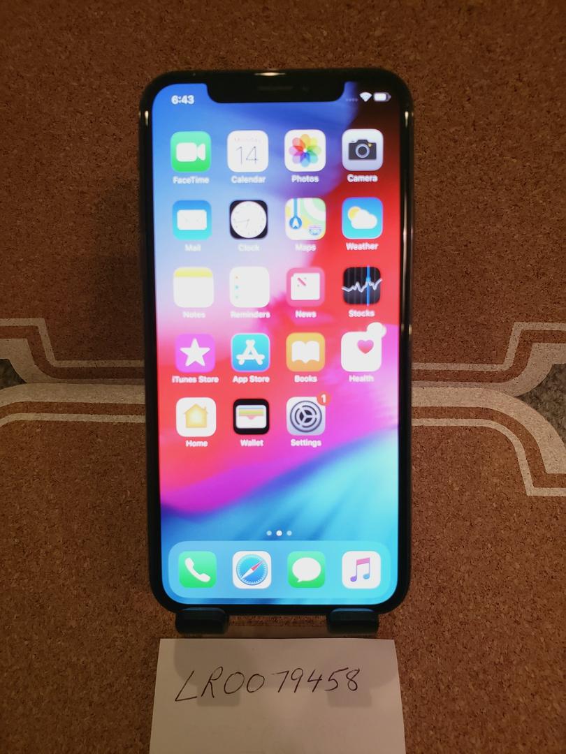 Apple iPhone X - Unlocked, Gray, 256GB, A1901, GSM - LROO79458 - Swappa