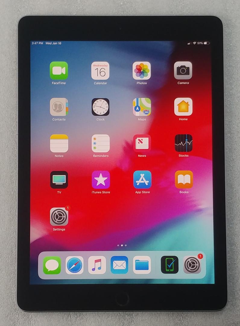 Apple iPad Pro 9.7" - Verizon, Gray, 32GB, A1674 - LROQ25776 - Swappa
