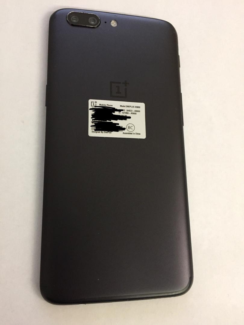 OnePlus 5 - Unlocked, Black, 64GB, 6GB, A5000 - LROQ80312 - Swappa