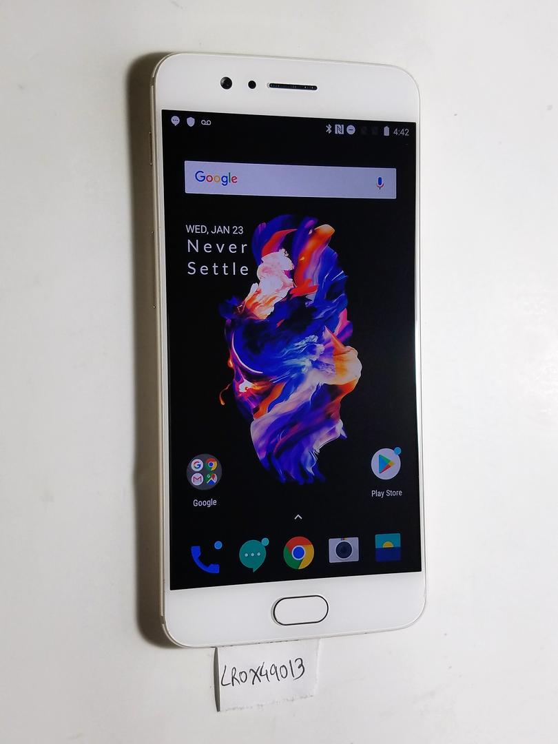 OnePlus 5 - Unlocked, Gold, 64GB, 6GB, A5000 - LROX49013 - Swappa
