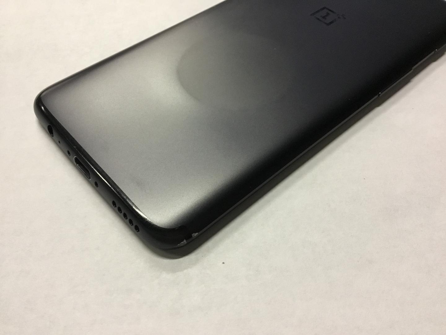 OnePlus 5 (Unlocked) [A5000] - Black, 64 GB, 6 GB - LRPJ64028 - Swappa