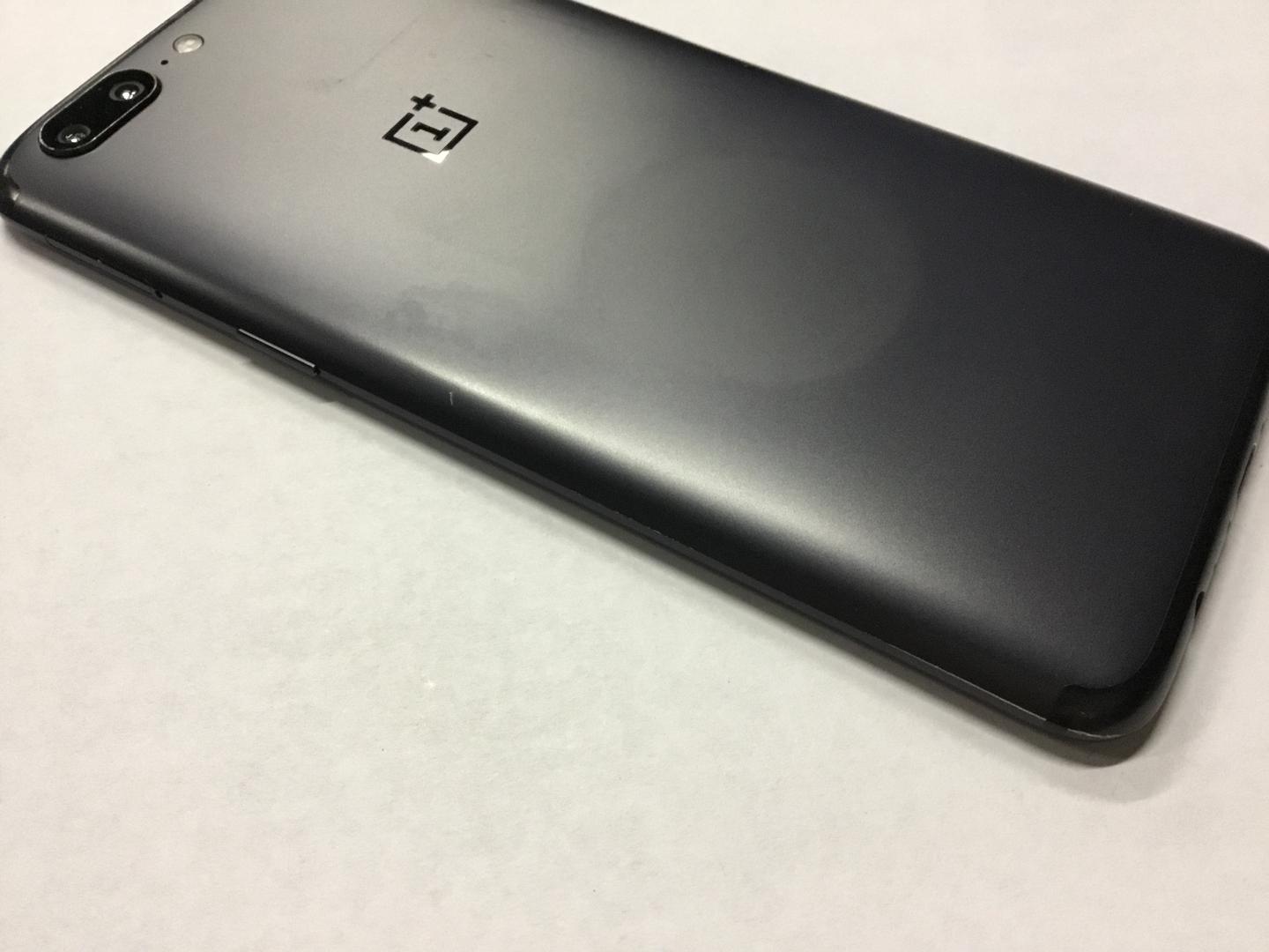 OnePlus 5 (Unlocked) [A5000] - Black, 64 GB, 6 GB - LRPJ64028 - Swappa