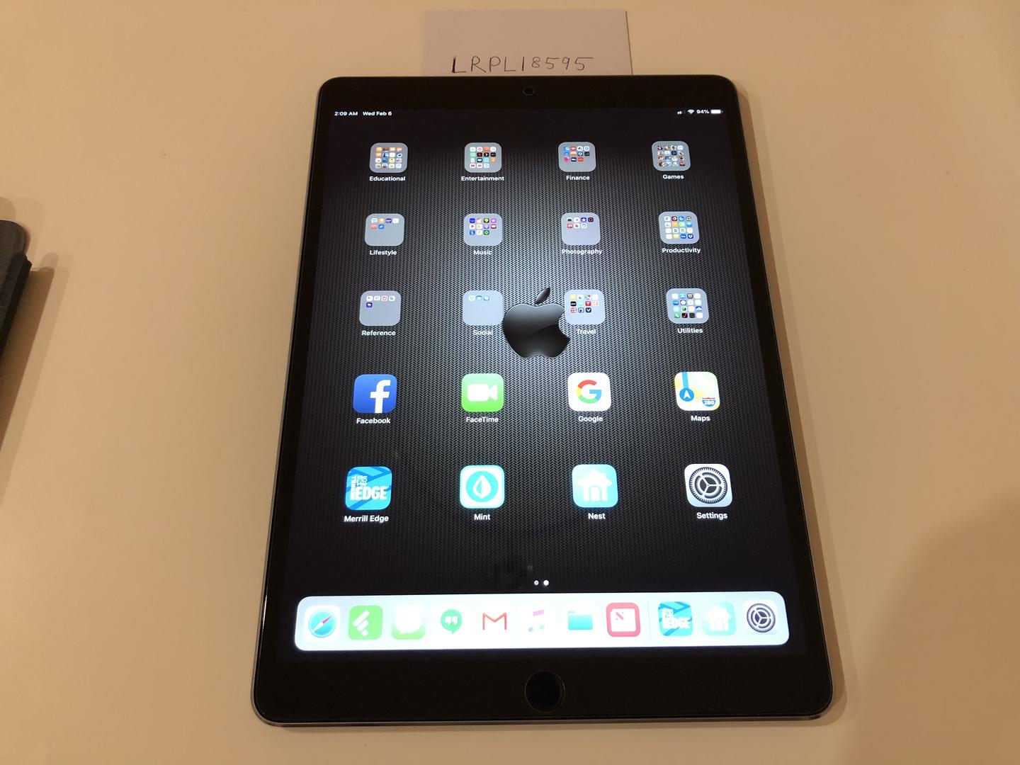 Apple iPad Pro 10.5" - Unlocked, Gray, 256GB - LRPL18595 - Swappa