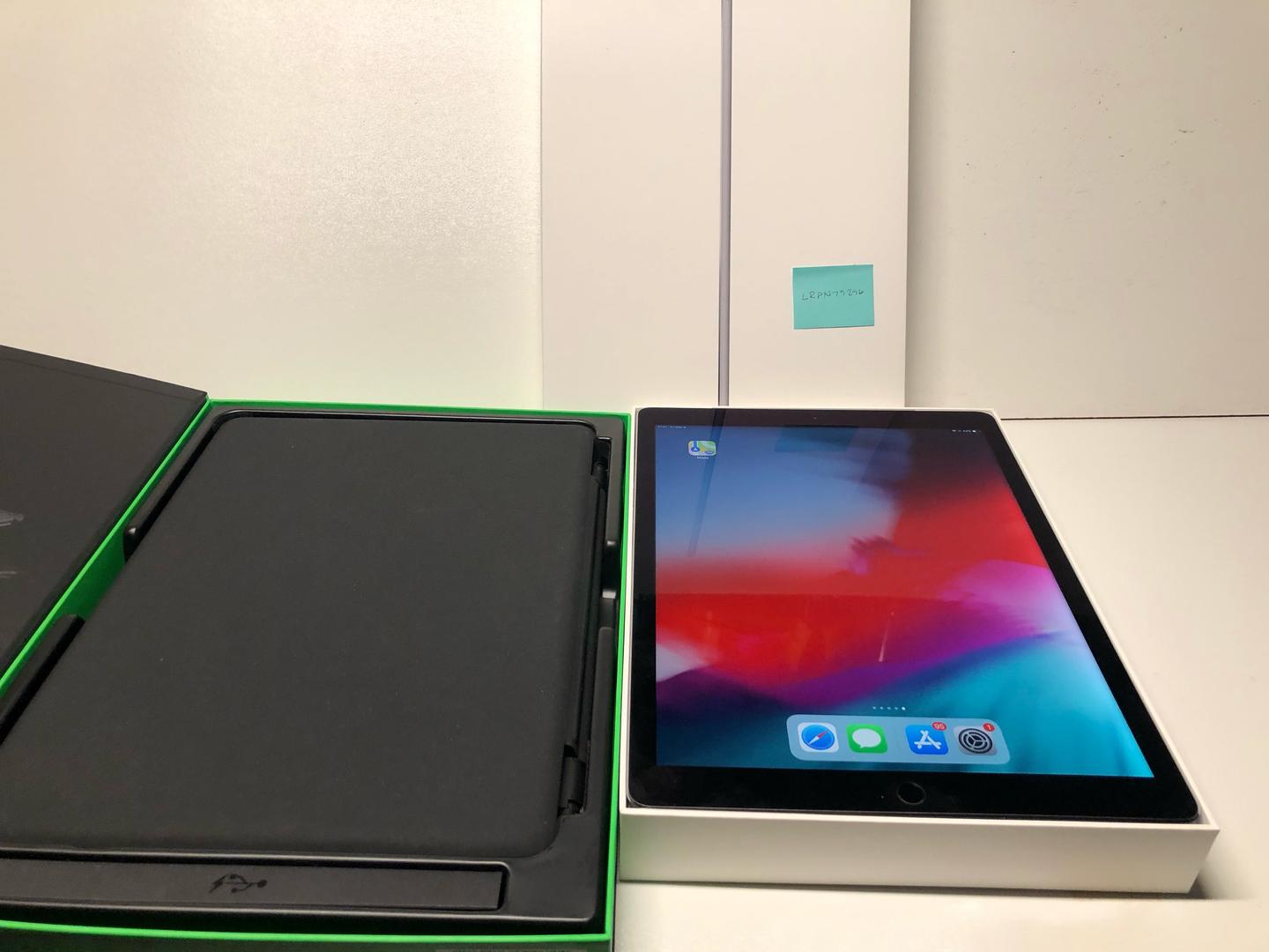 Apple iPad Pro 12.9" 1st Gen 2015 - Unlocked, Gray, 128GB, A1652, 1st ...