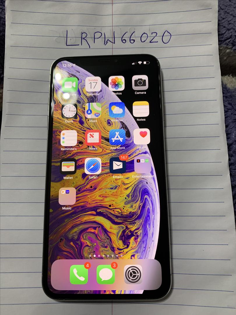 Apple iPhone Xs Max - Unlocked, Silver, 64GB, A1921 - LRPW66020 - Swappa