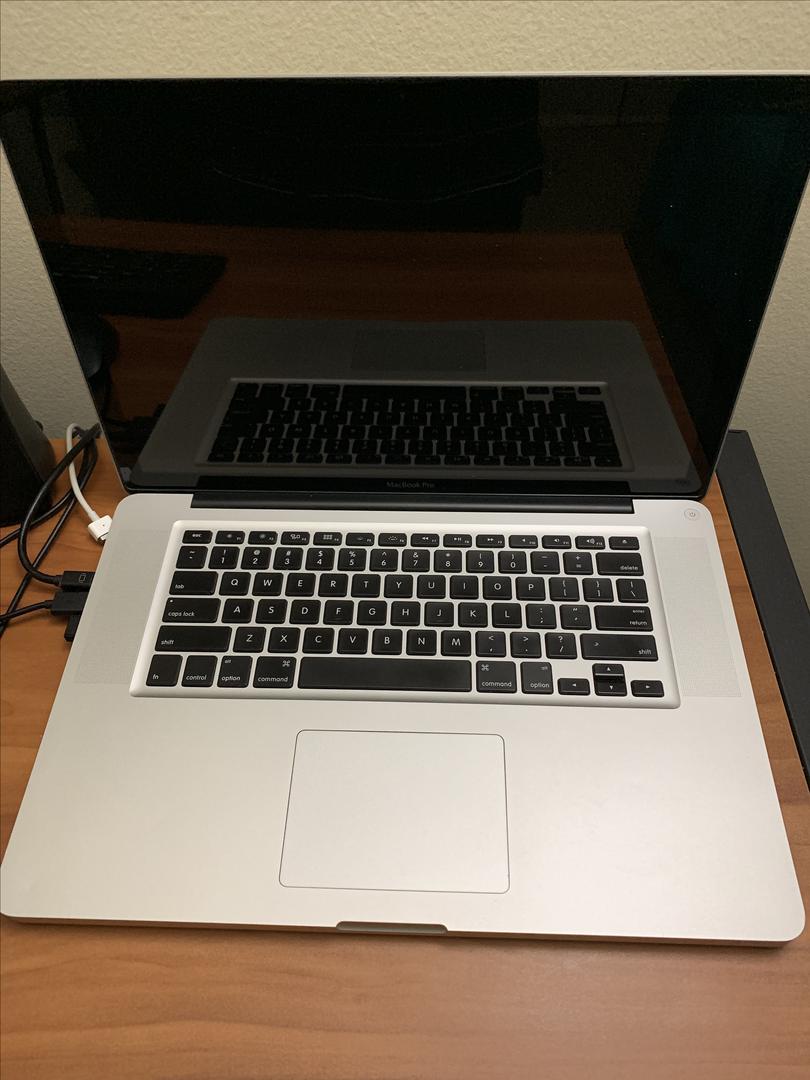 MacBook Pro 2012 (Unibody) - 15" - Silver, 750GB, 8GB - LRQD98888 - Swappa