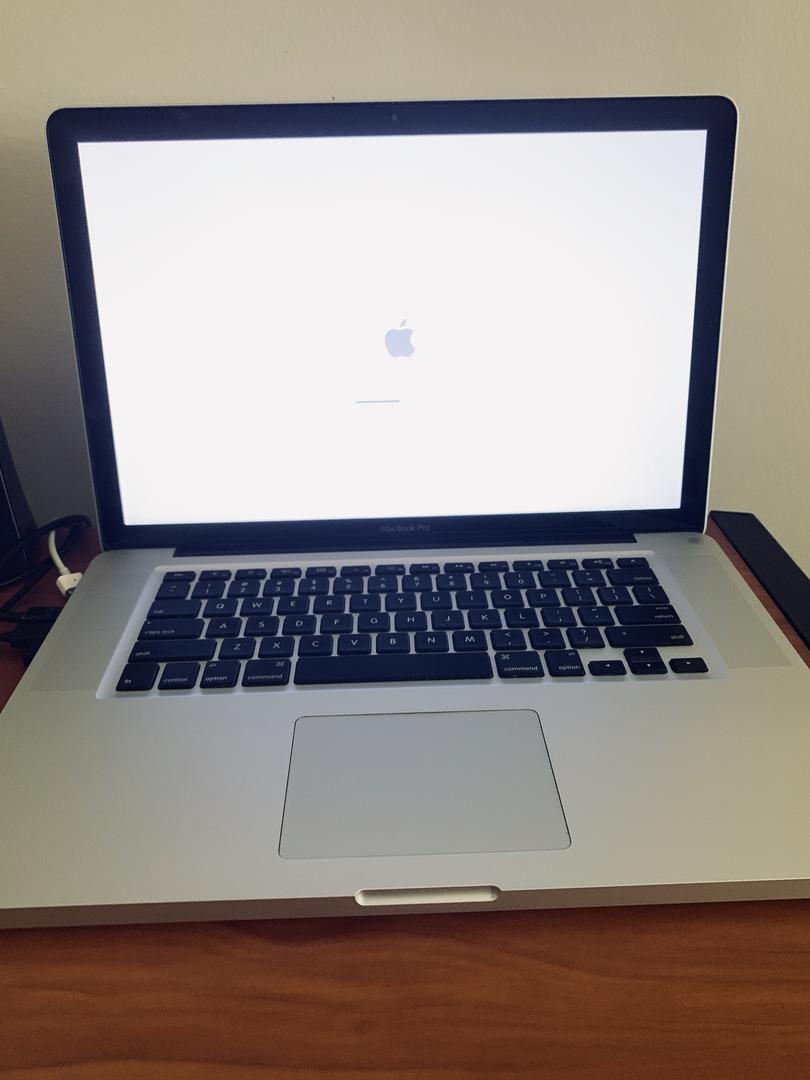 MacBook Pro 2012 (Unibody) - 15" - Silver, 750GB, 8GB - LRQD98888 - Swappa