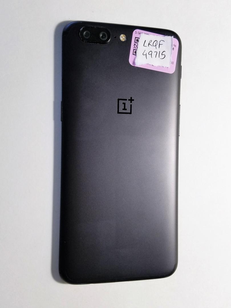OnePlus 5 - Unlocked, Gray, 128GB, 8GB, A5000 - LRQF49715 - Swappa