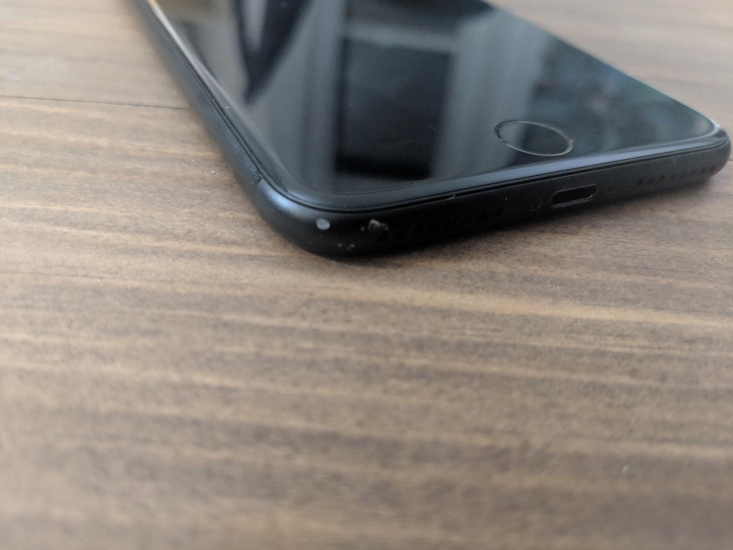 Apple iPhone 7 Plus - Verizon, Black, 32GB, A1661 - LRRR27627 - Swappa