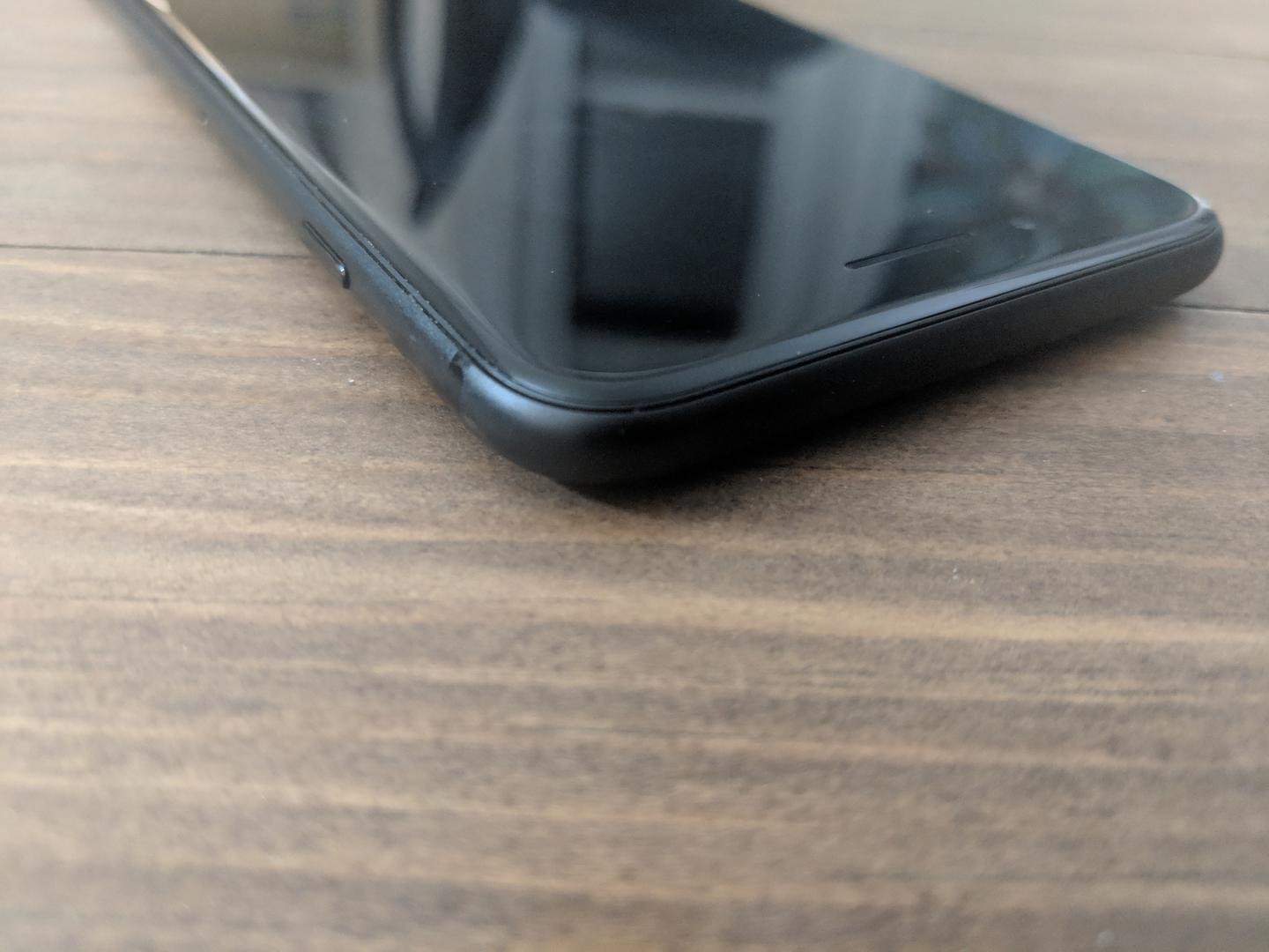 Apple iPhone 7 Plus - Verizon, Black, 32GB, A1661 - LRRR27627 - Swappa