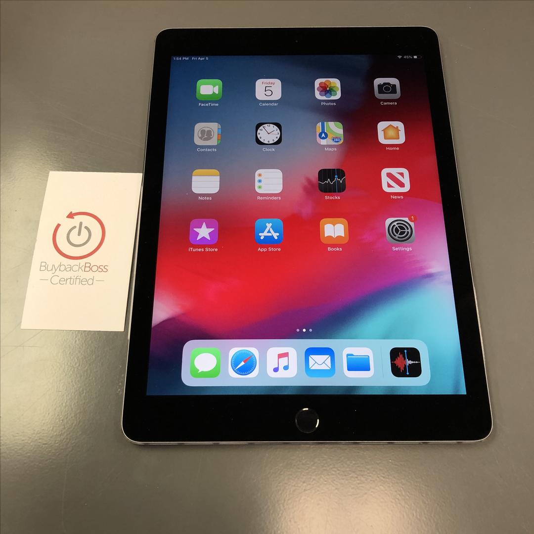 Apple iPad Pro 9.7" - Unlocked, Gray, 32GB, A1674 - LRRR36445 - Swappa