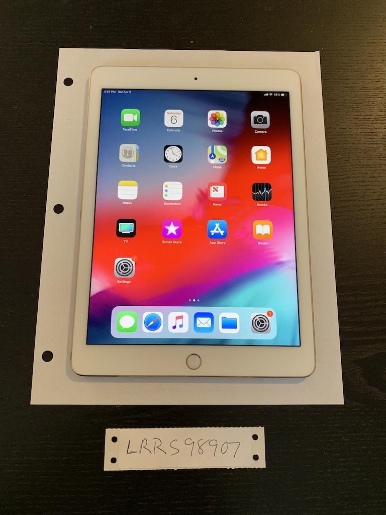 Apple iPad Pro 9.7" - Unlocked, Gold, 32GB, A1674 - LRRS98907 - Swappa