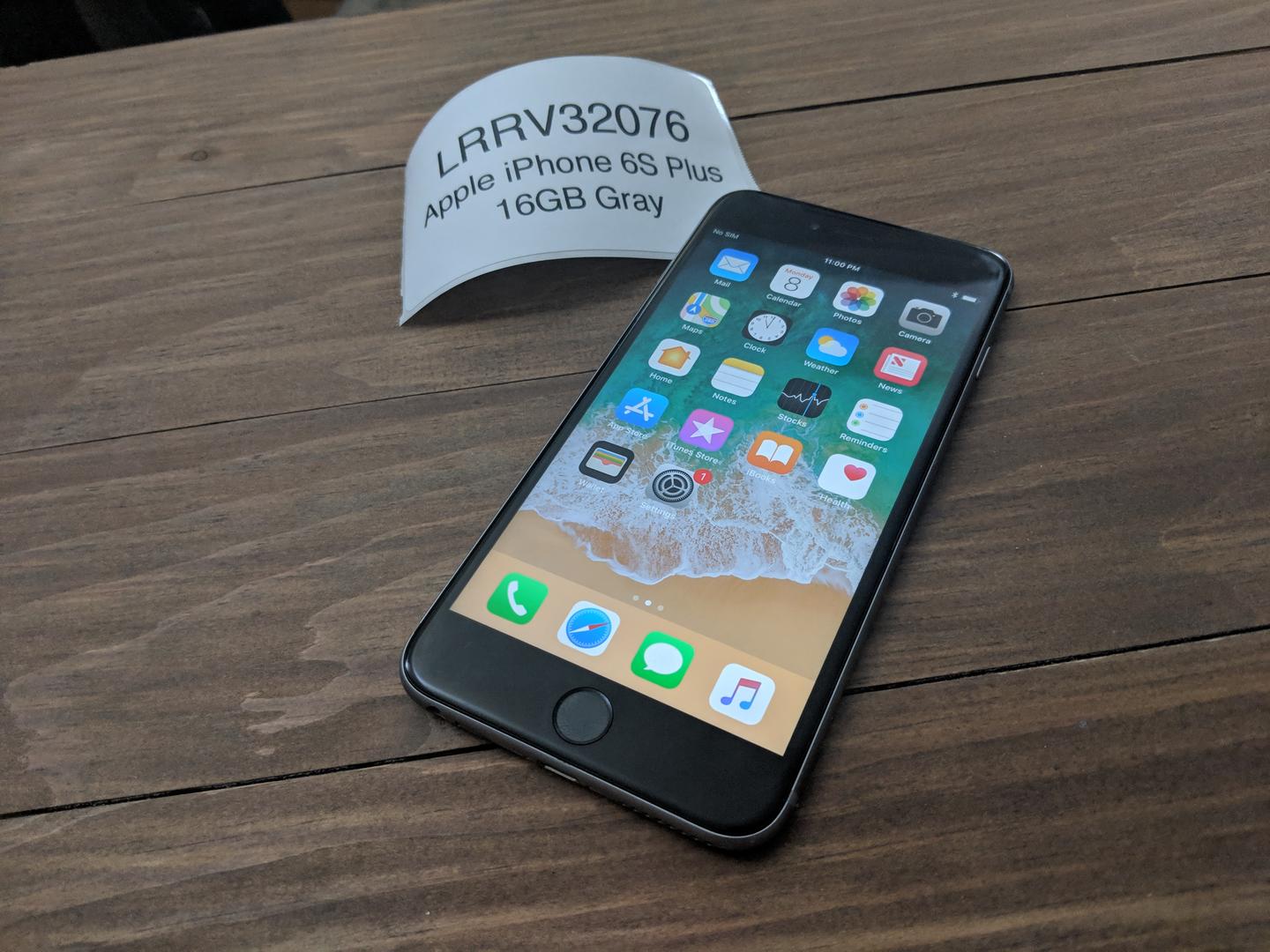 Apple iPhone 6S Plus - Verizon, Grey, 16GB, A1687 - LRRV32076 - Swappa